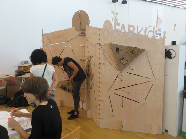 Fab Lab BCN - What's inside a great FAB LAB?