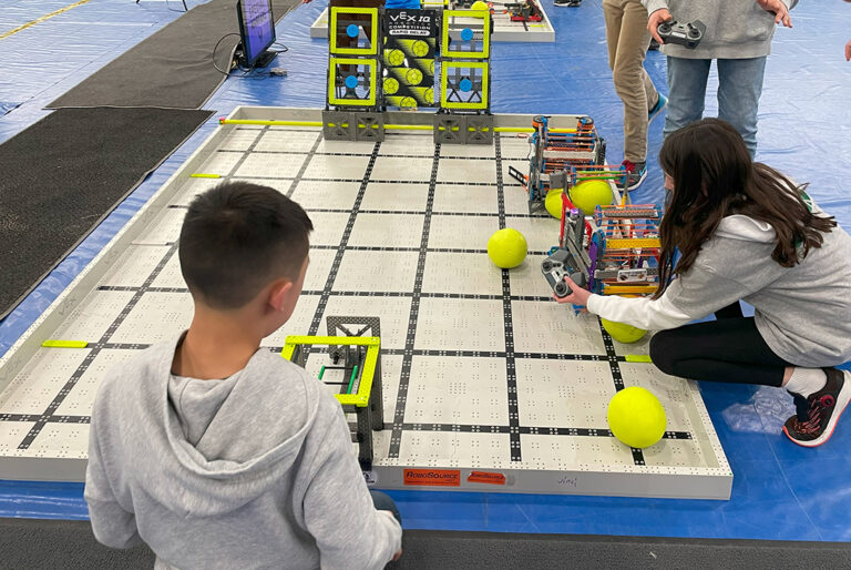 SOLIDWORKS EDU Supports iSteam Massachusetts Robotics State Championship