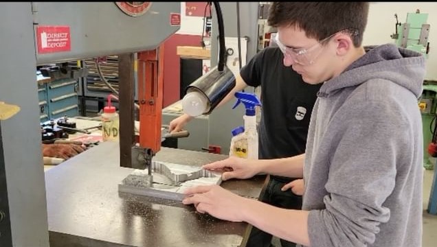 WPI Engineers Build FSAE Car for Competition in a Closet and Succeed at ...