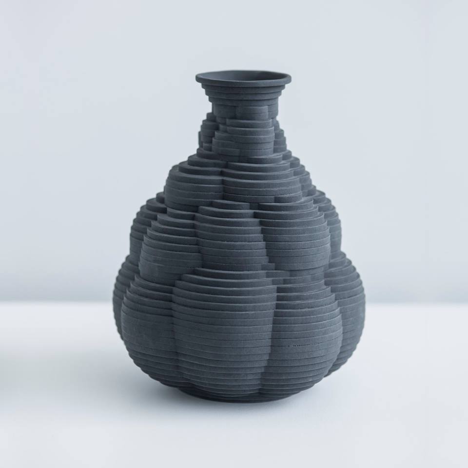 Layered Ceramic Bubble Vase - SOLIDWORKS Tutorial